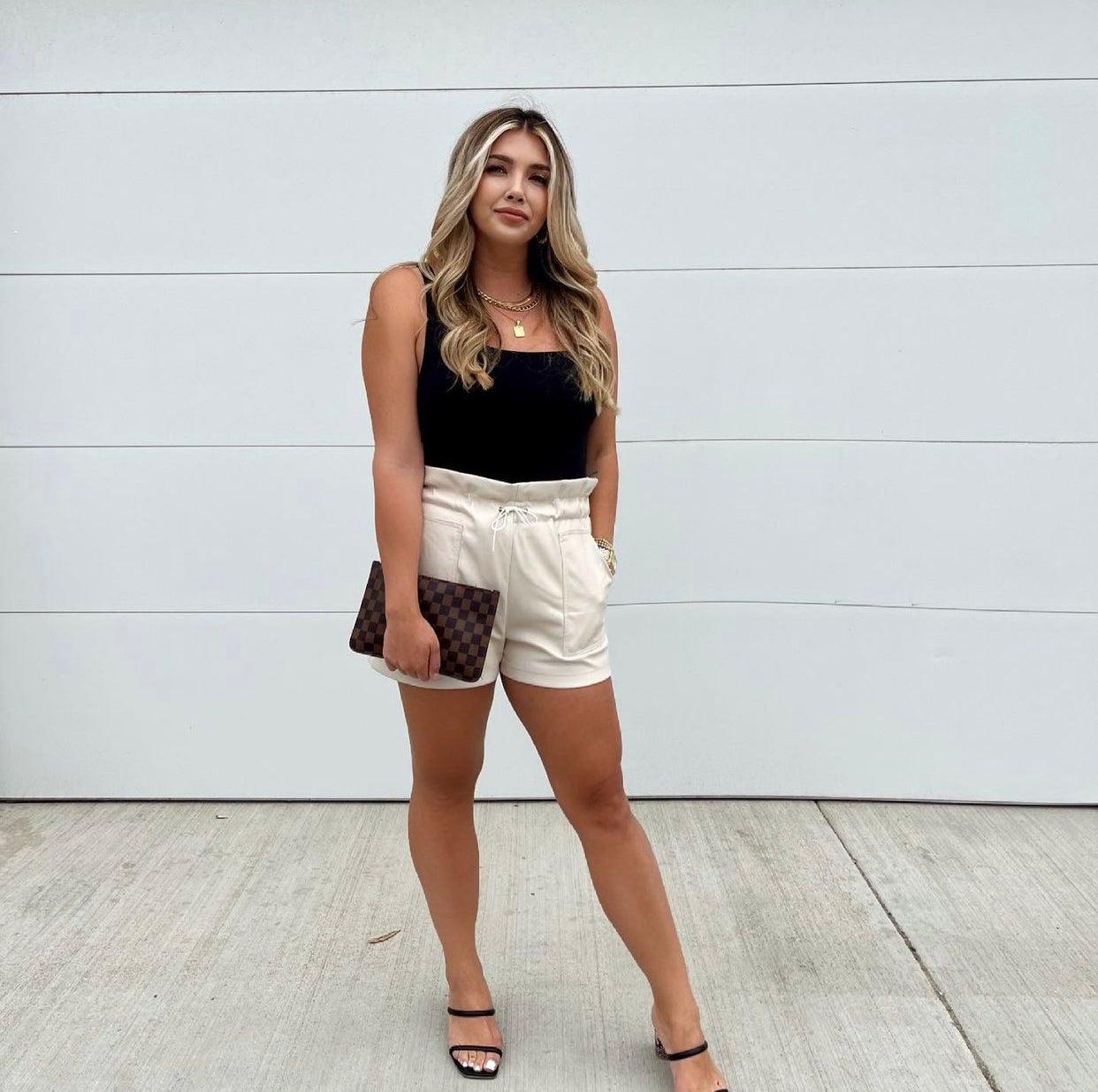 Gorge short – UnapologeticBehavior